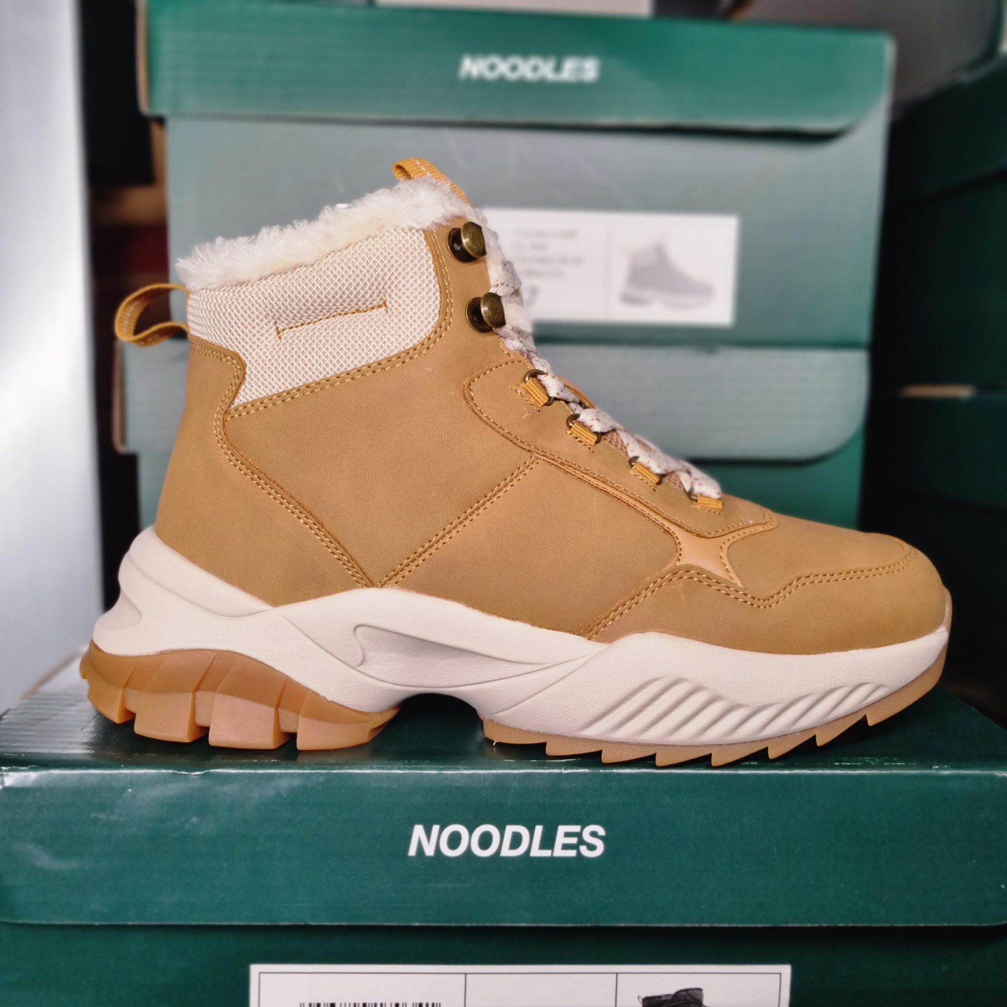 Billige sko på nett | Lagerpriser på sko fra kjente merker