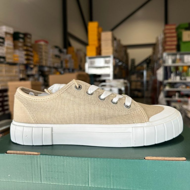 Billige sko på nett | Lagerpriser på sko fra kjente merker